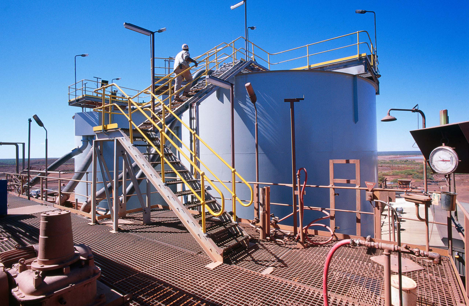 Carbon Fiber Composite Tank Repairs - Advanced FRP