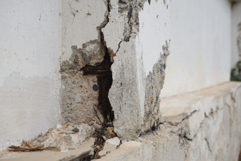 Concrete Slab Crack Repair: Best Methods for Walls & Floors